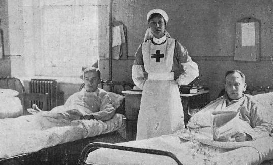 P1a Photographer Collier on right (copied from Railway magazine).JPG ...