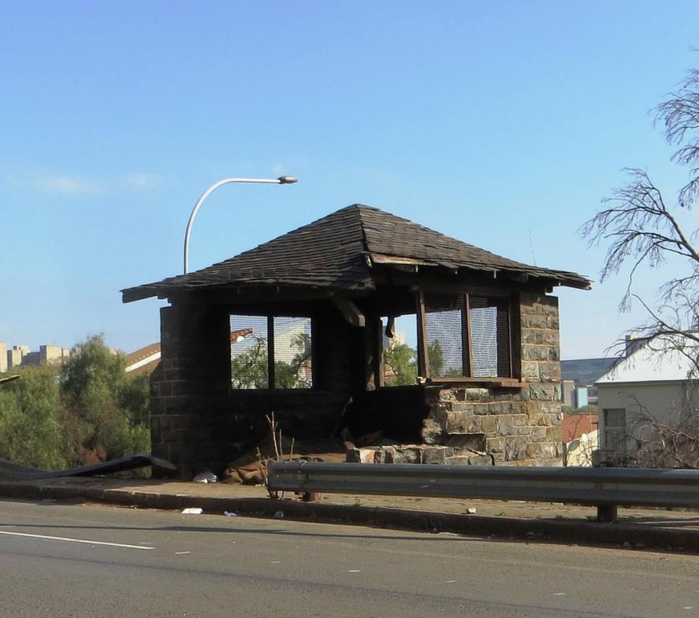 Louis Botha Bus Shelter - 2013 HIA via Kathy Munro.jpg | The Heritage ...